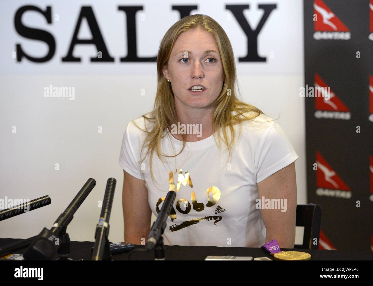 Australian Olympic gold medalist Sally Pearson arrives back home after ...