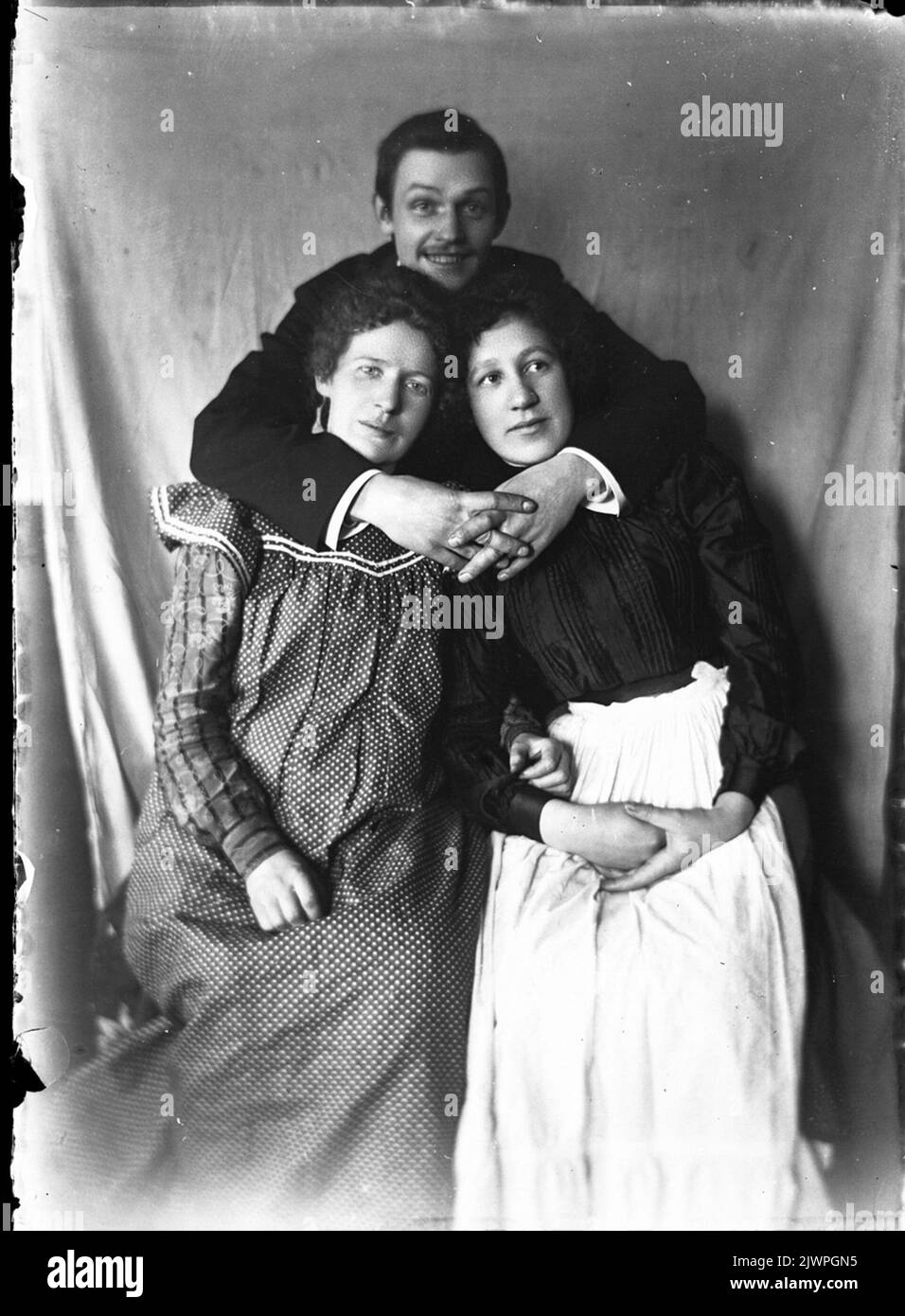 Man women three Black and White Stock Photos & Images - Alamy