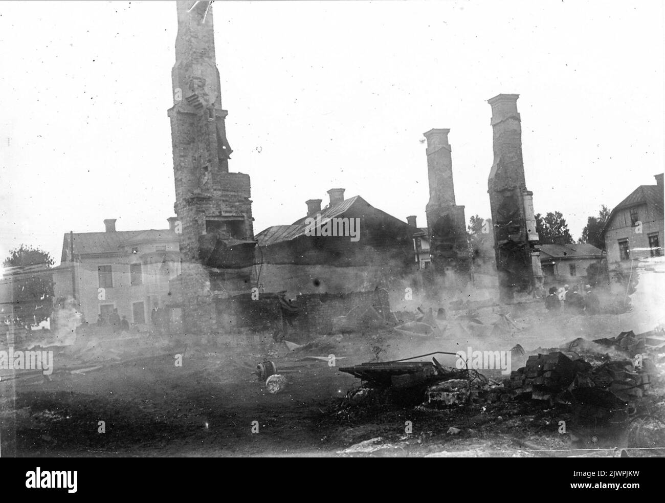 The ski factory in Bollnäs burns in 1912. It was about where the police ...