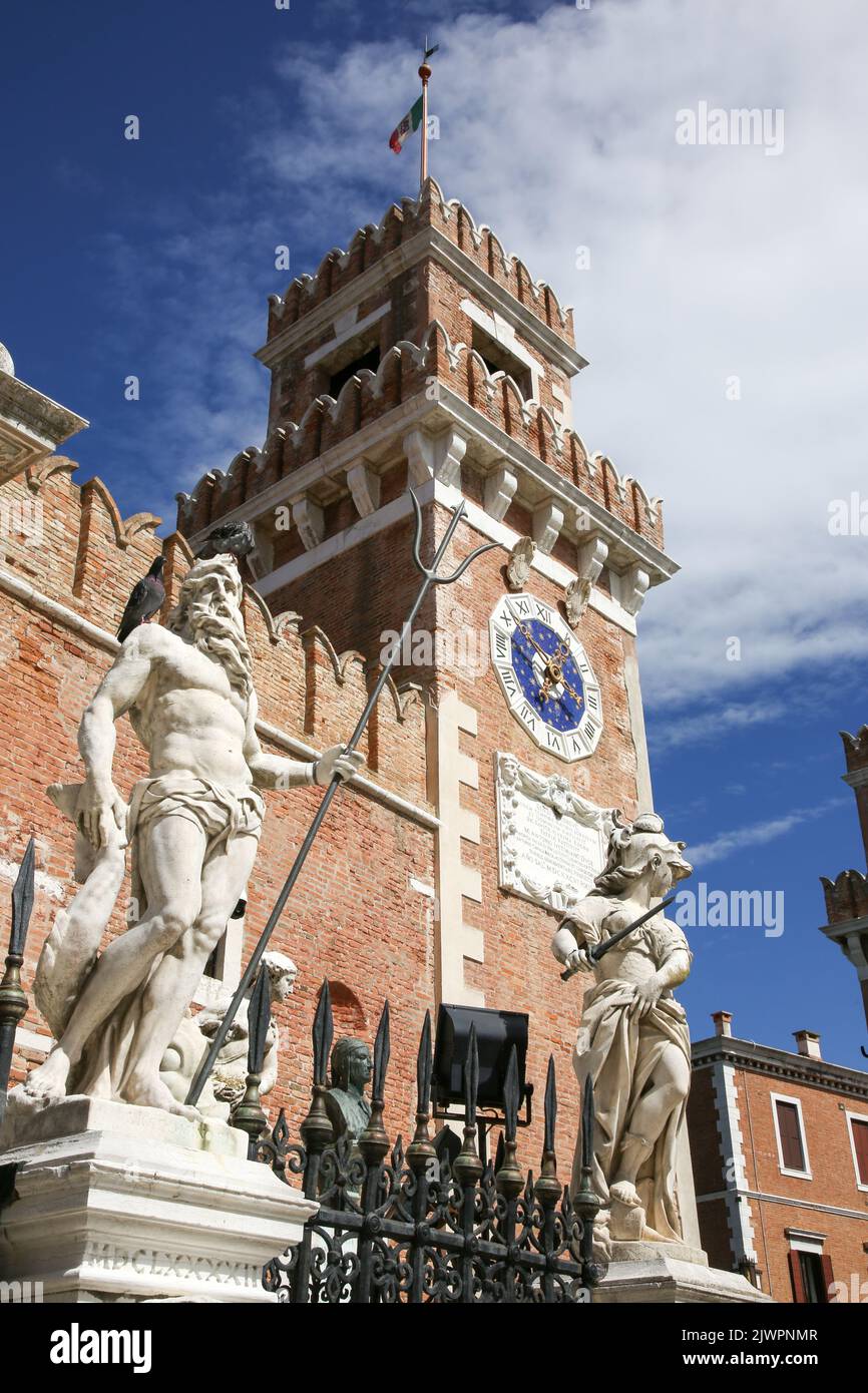Statues entrance arsenal venice hi-res stock photography and images - Alamy