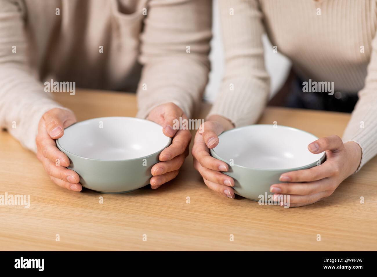 Diet plate empty man woman hi-res stock photography and images - Alamy