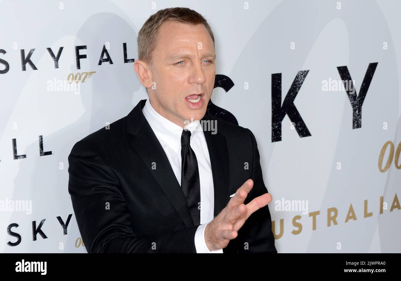 English actor Daniel Craig arrives at the premiere of his new James ...