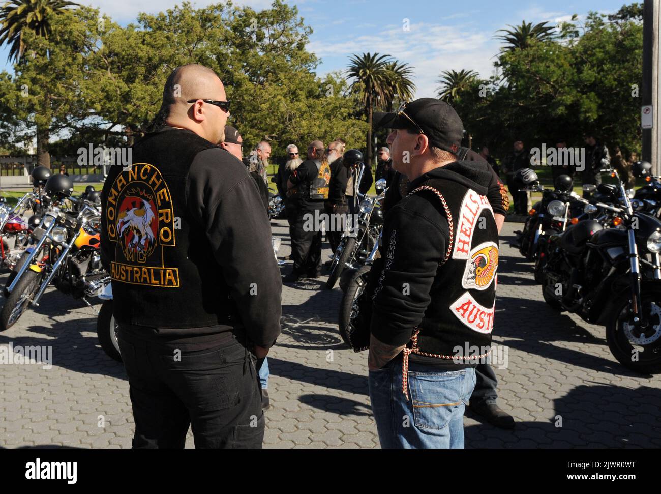 Members Of Hells Angels MC And Comanchero MC Join Members, 48% OFF
