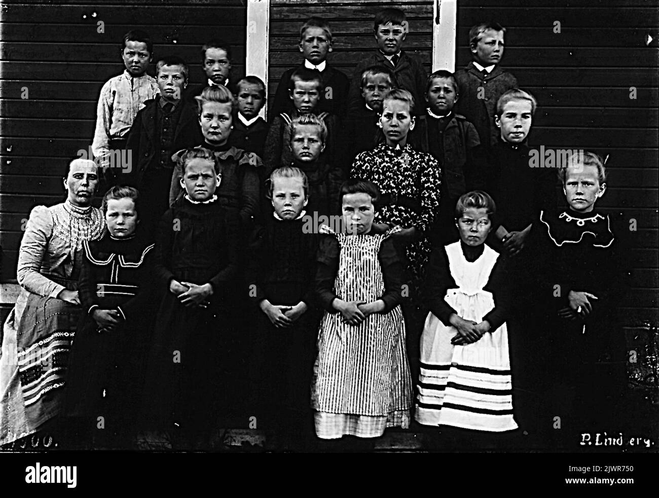 School class, in 1900. Skolklass, år 1900 Stock Photo - Alamy