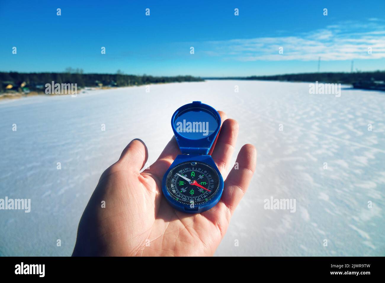 Winter hiking (winter independent travel in forest and river), camping ...