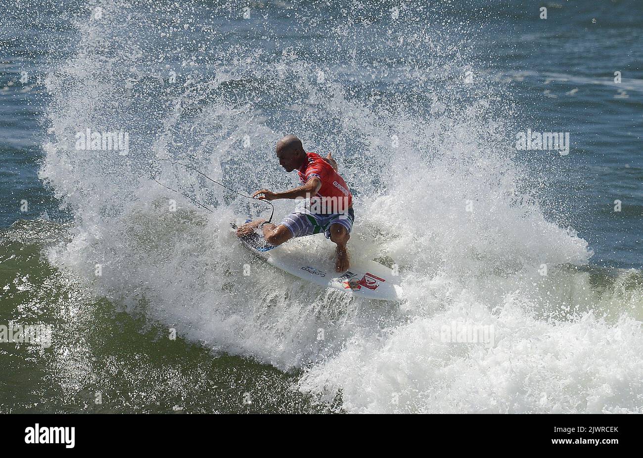 Kelly Slater of the USA competes during the first round of Men's ...