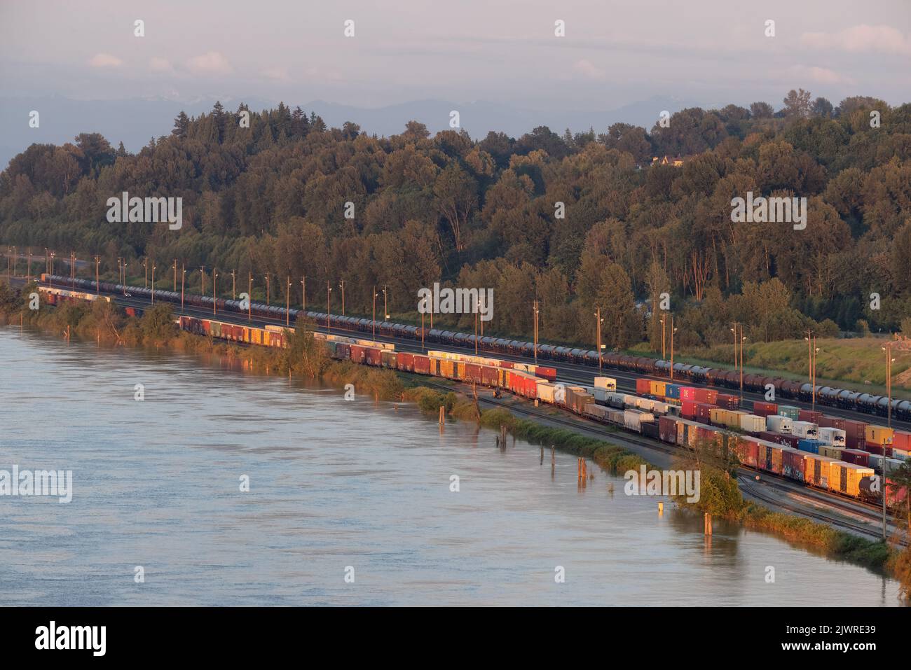 Fraser valley canada train hi-res stock photography and images - Alamy