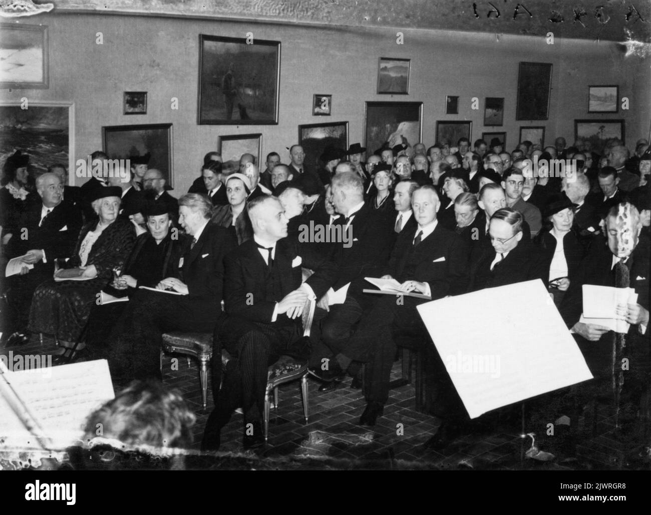 The audience at the inauguration of the Gävle Museum on September 29 ...
