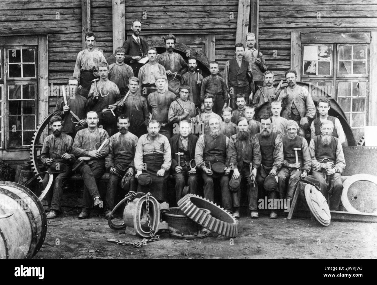 Staff at the old Mechanical Workshop at Forsbacka ironworks around 1890 ...