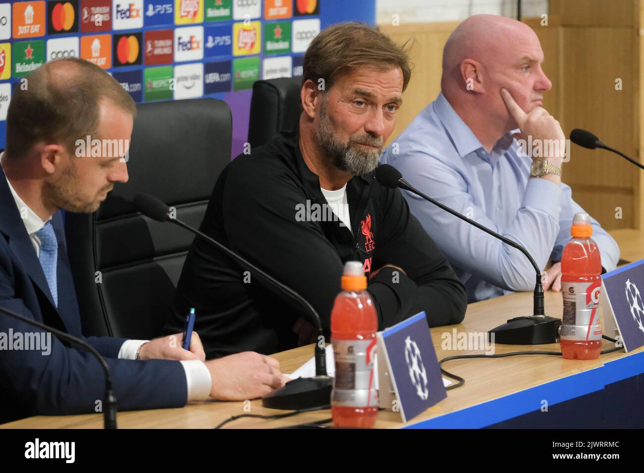 Liverpool napoli 2022 klopp hi-res stock photography and images - Alamy