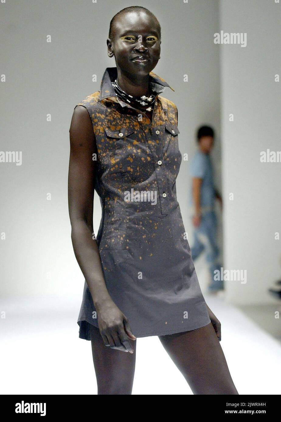 PA PHOTOS/AAP - UK USE ONLY: Sudanese supermodel Alek Wek struts the ...