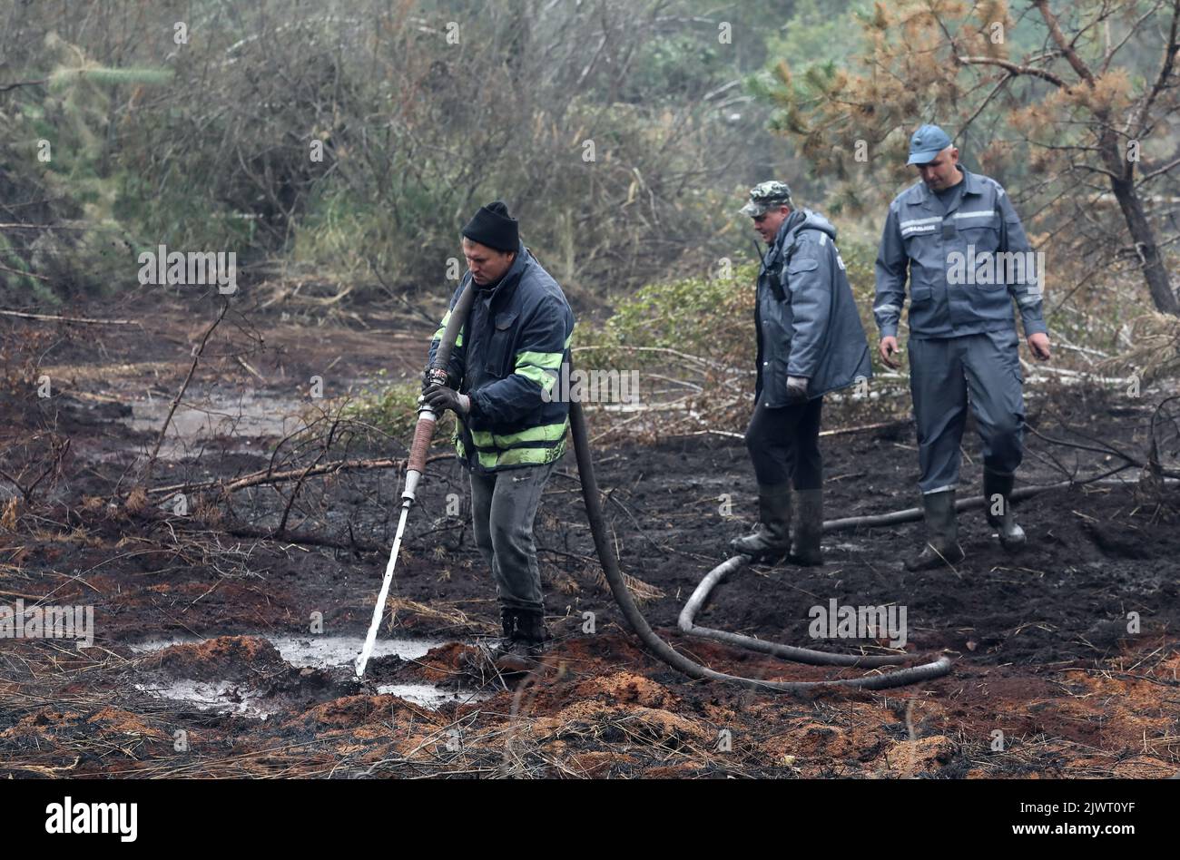 Bog fires hi-res stock photography and images - Alamy
