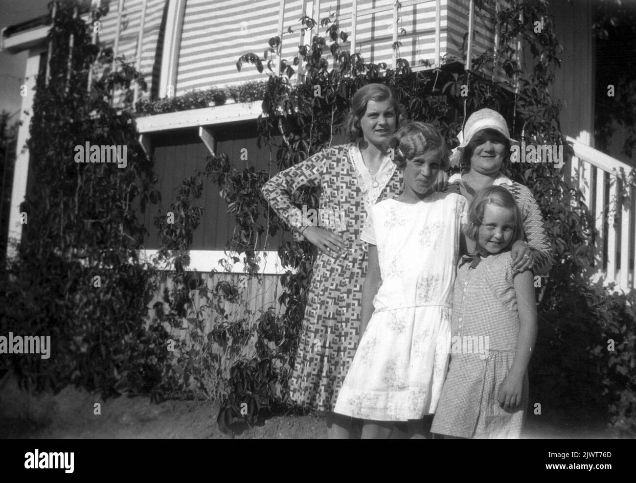 Hildur Holmstedt to the right, in front of her stands her daughter ...