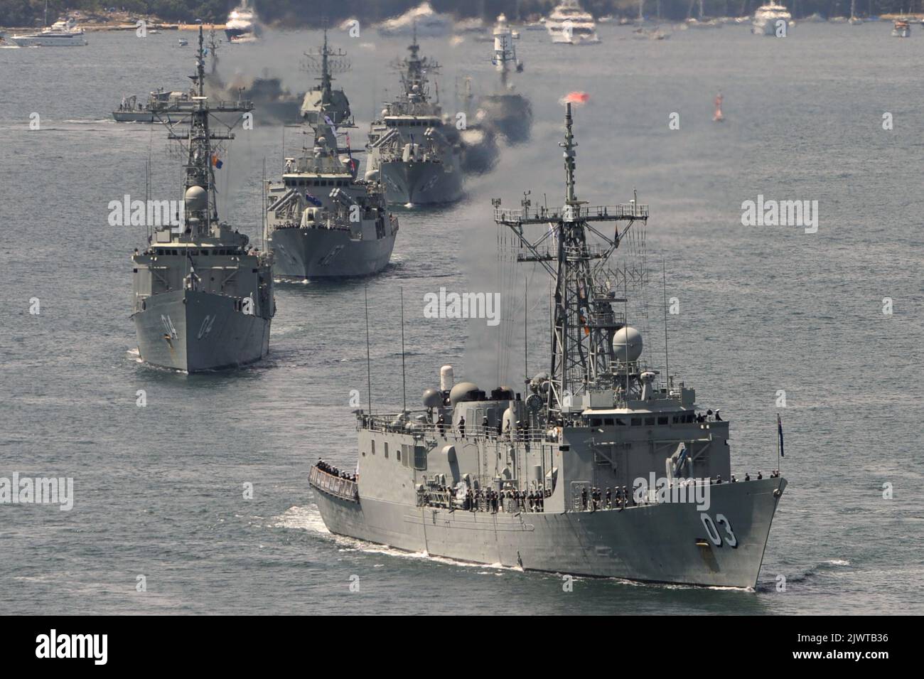 HMAS Sydney leads the Royal Australian Navy fleet through Sydney ...