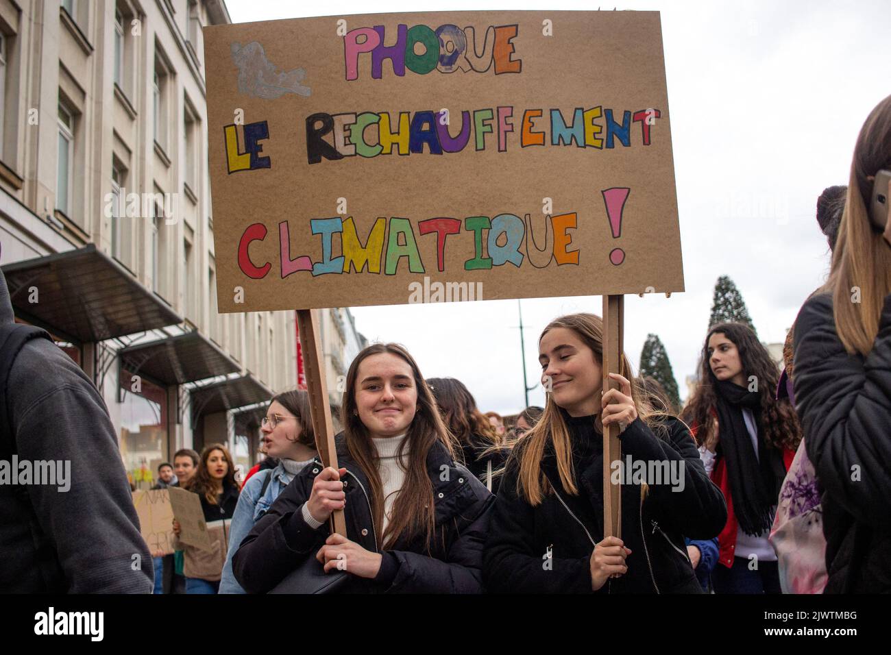 High school students held a protest march against environmental ...