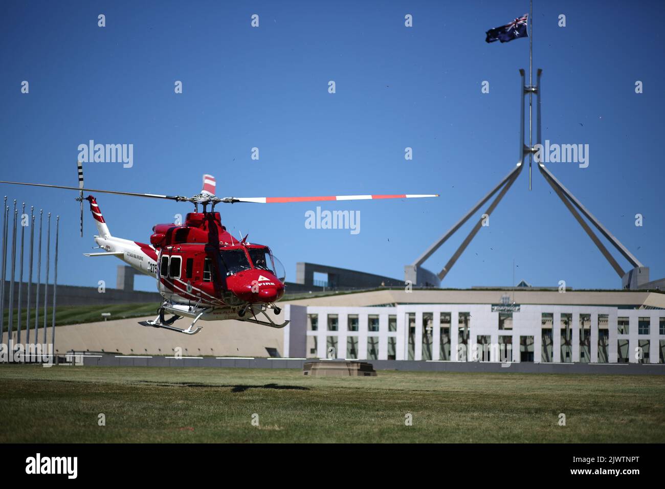 The Bell 412 firefighting helicopter used by the ACT and NSW RFS and on ...