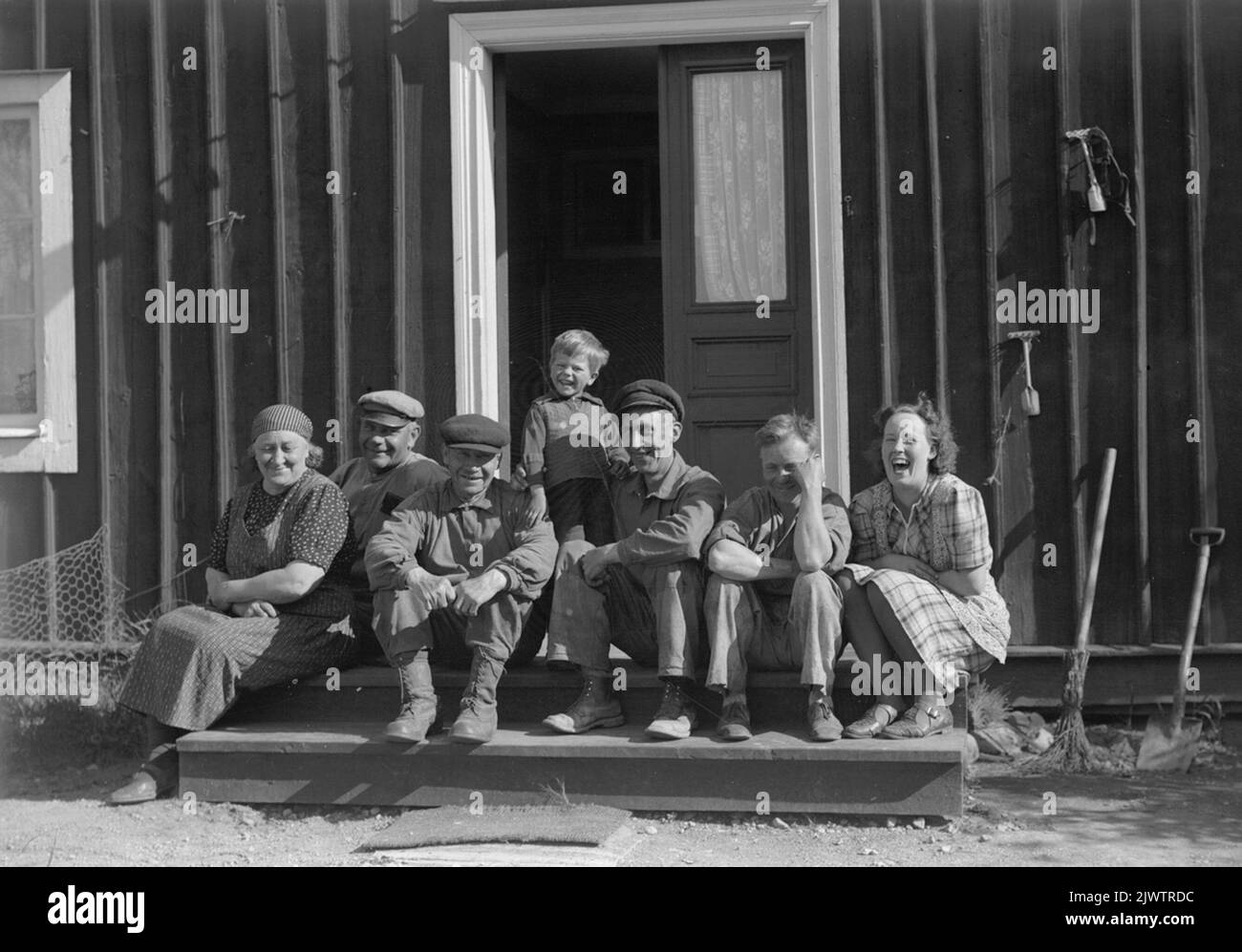 Erik-Lars ". Olivia and Josef Eriksson and son Inge in the door. The ...