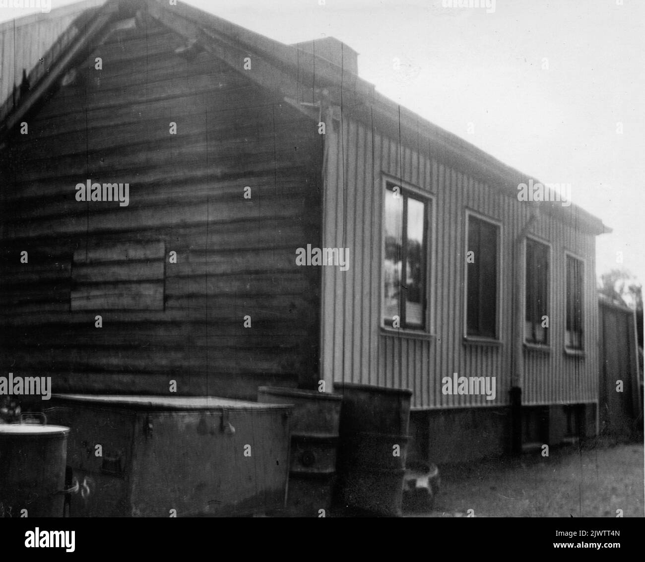 View neighborhood building municipal Black and White Stock Photos ...