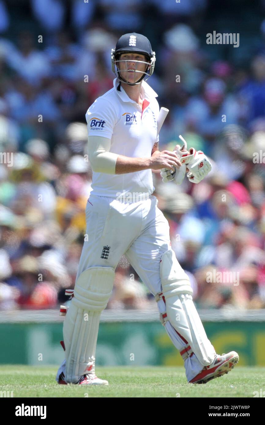 England's Ben Stokes walks off dejected after getting out by Australia ...