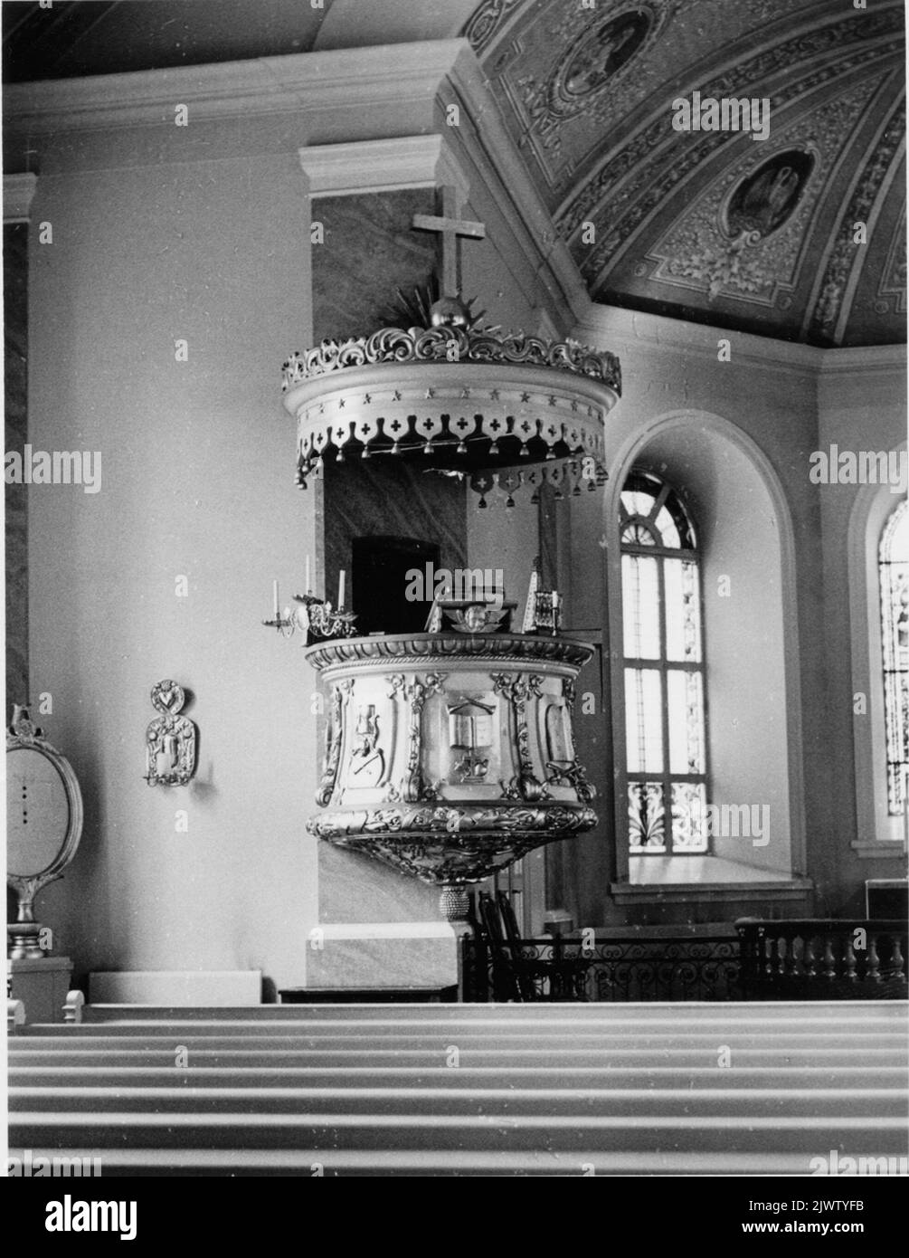 Church windows cemetery chapel Black and White Stock Photos & Images ...