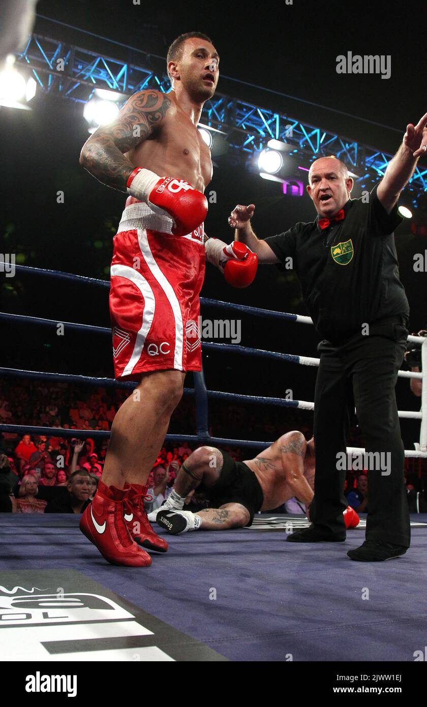 Quade Cooper, knocks out Warren Tresidder during their cruiserweight ...