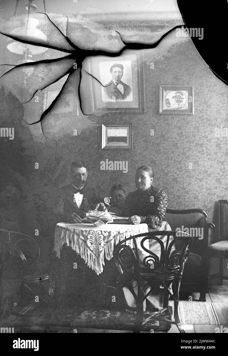 Herman and Lovisa Norling with a child. From Fors, Torsåker. Herman och ...