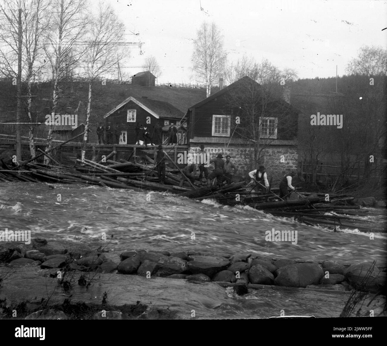 Timber work. Timmerarbete Stock Photo - Alamy