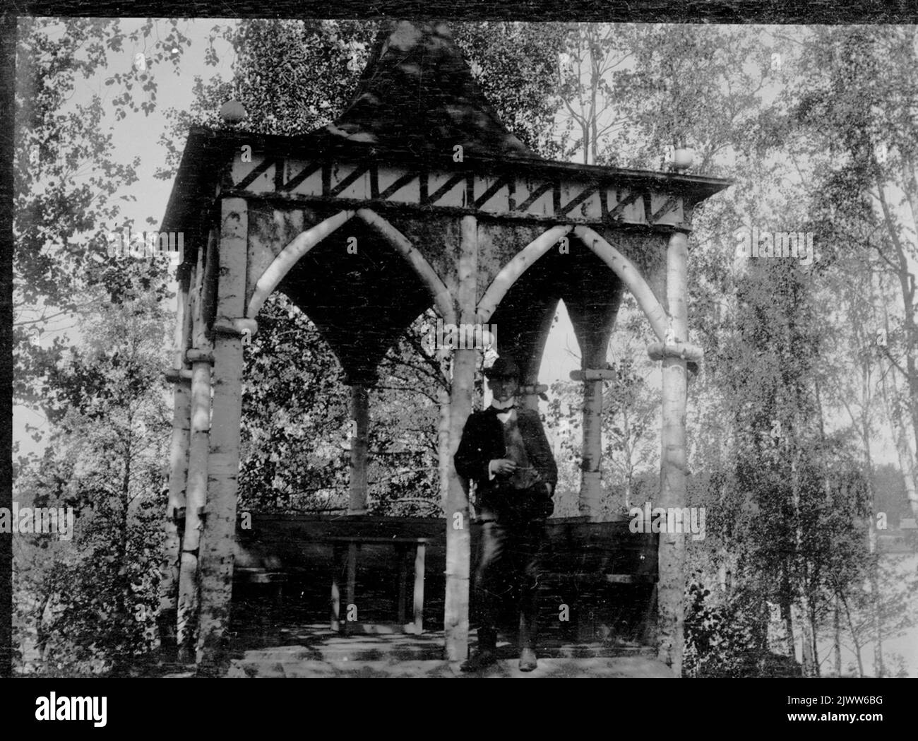 Man at pavilion. Man vid paviljong Stock Photo - Alamy