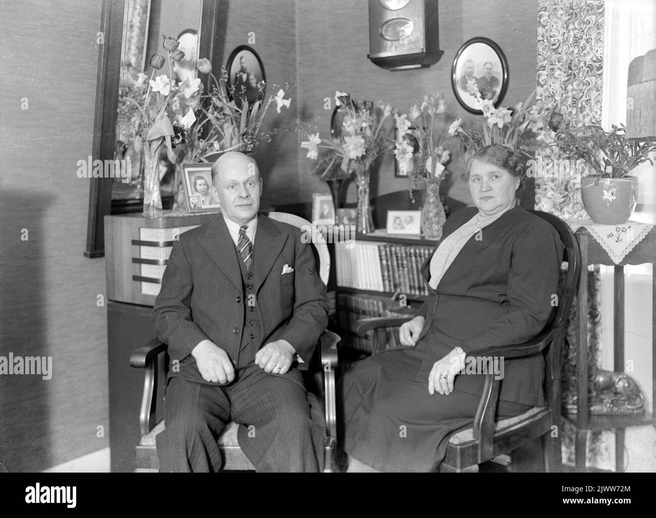 Sjögren's father -in -law with wife (?), Nyvall. Photo in April 1944 ...