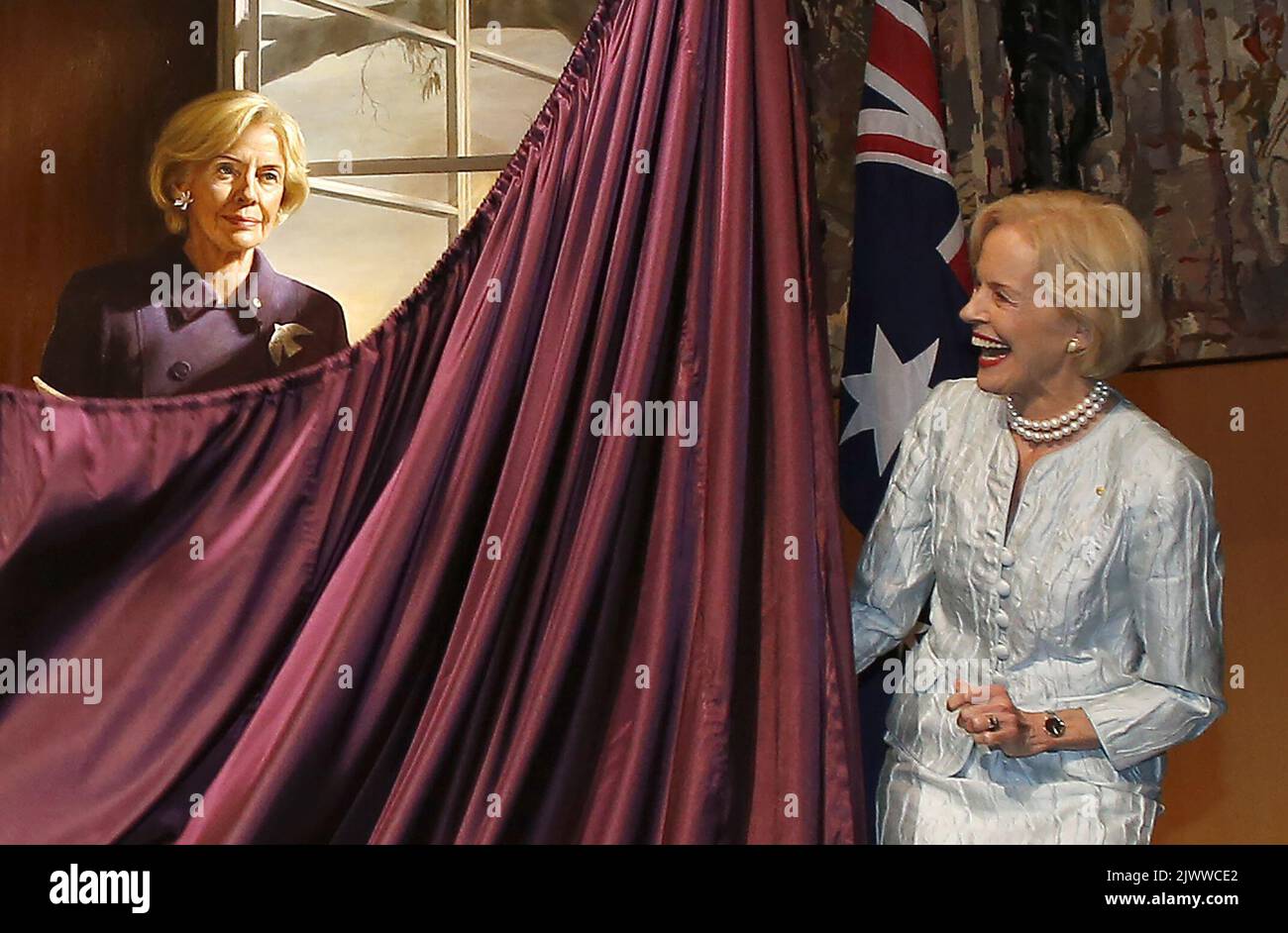 Governor General Quentin Bryce unveils her official portrait, painted ...