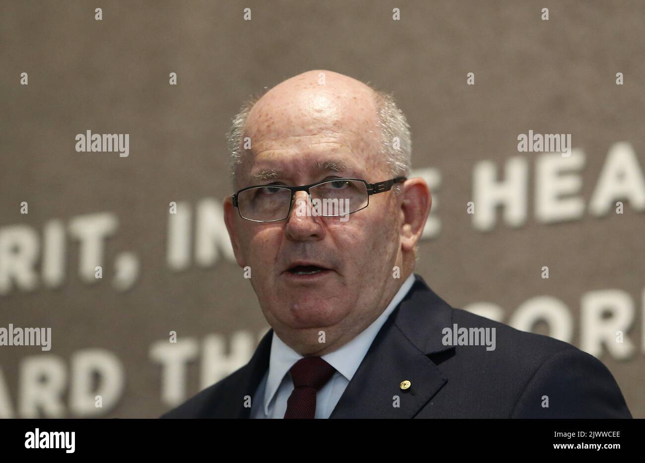 Incoming Governor General Peter Cosgrove delivers a speech during the ...
