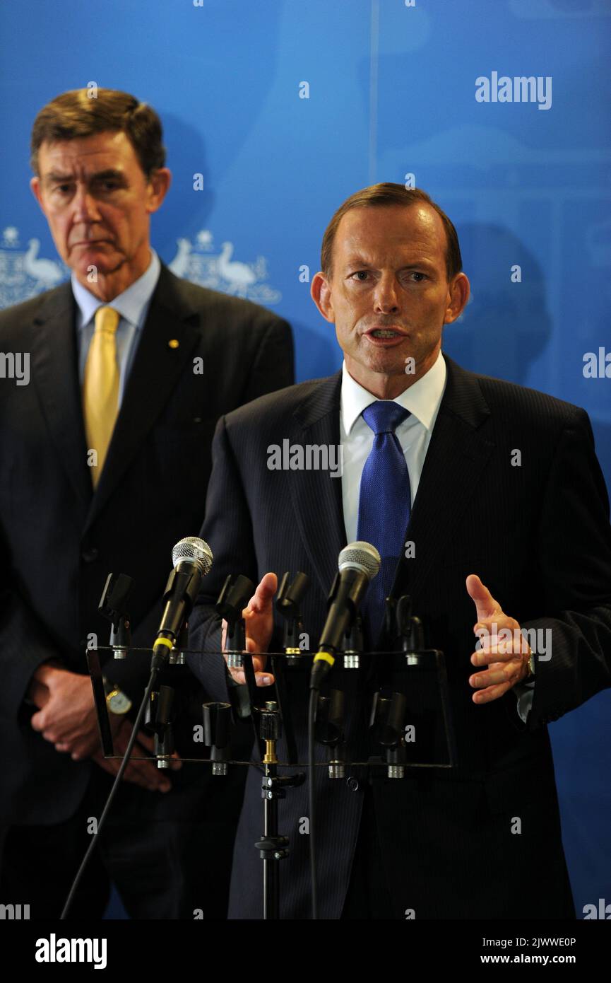 Retired Australian Air Chief Marshall Angus Houston (L) who is leading ...