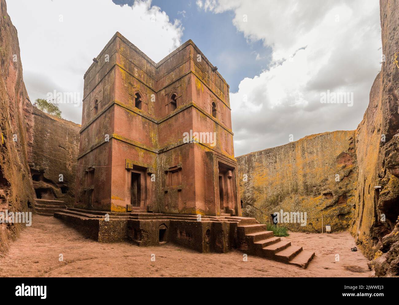 Saint George (Bet Giyorgis) rock-hewn church in Lalibela, Ethiopia ...