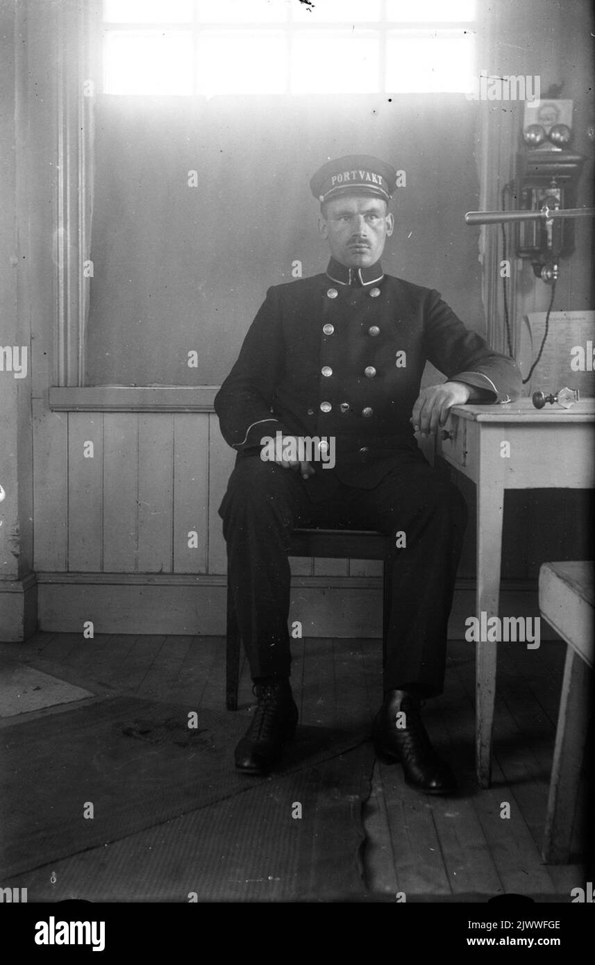 Guard telephone Black and White Stock Photos & Images - Alamy