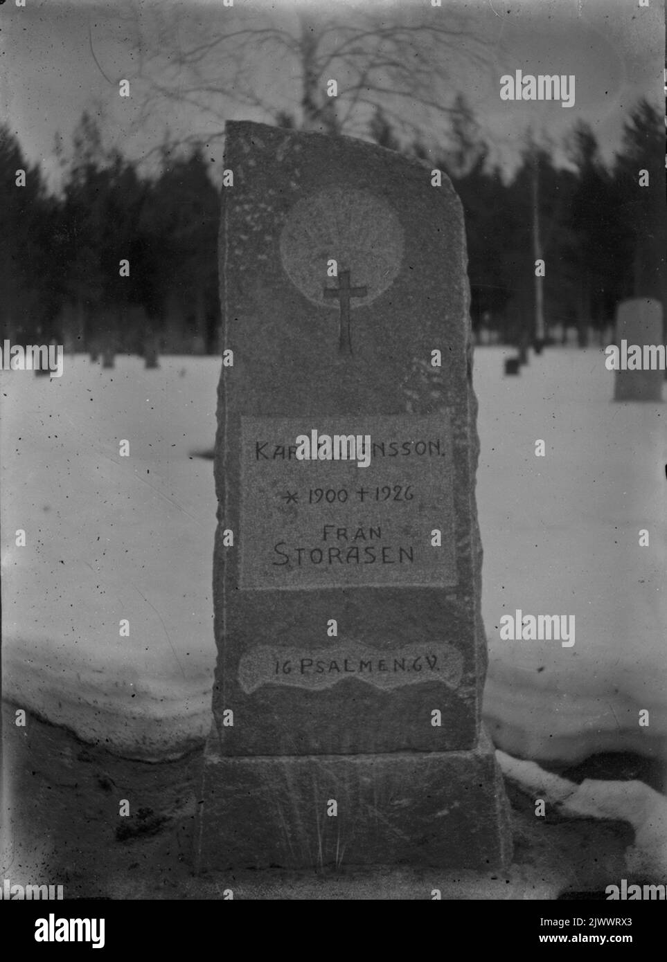 Tombstone with text "Karl D. Jansson * 1900 +1926 from Storåsen ...