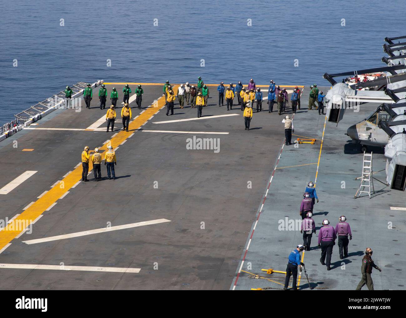 220906-N-TT639-1118 SOUTH CHINA SEA (Sept. 6, 2022) – Sailors and U.S ...