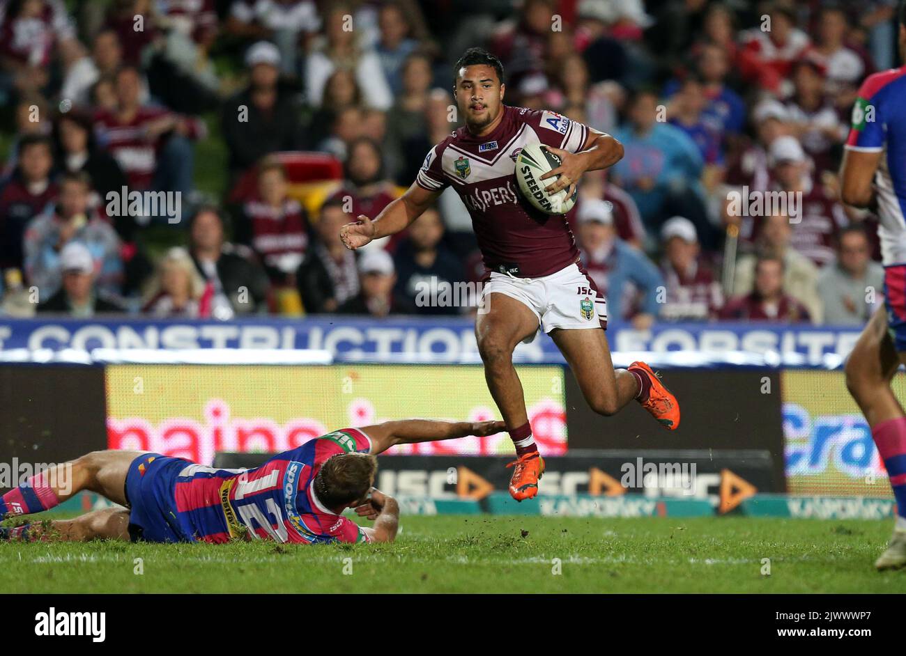 Peta Hiku attacks during the NRL Rugby League round 10 match between ...