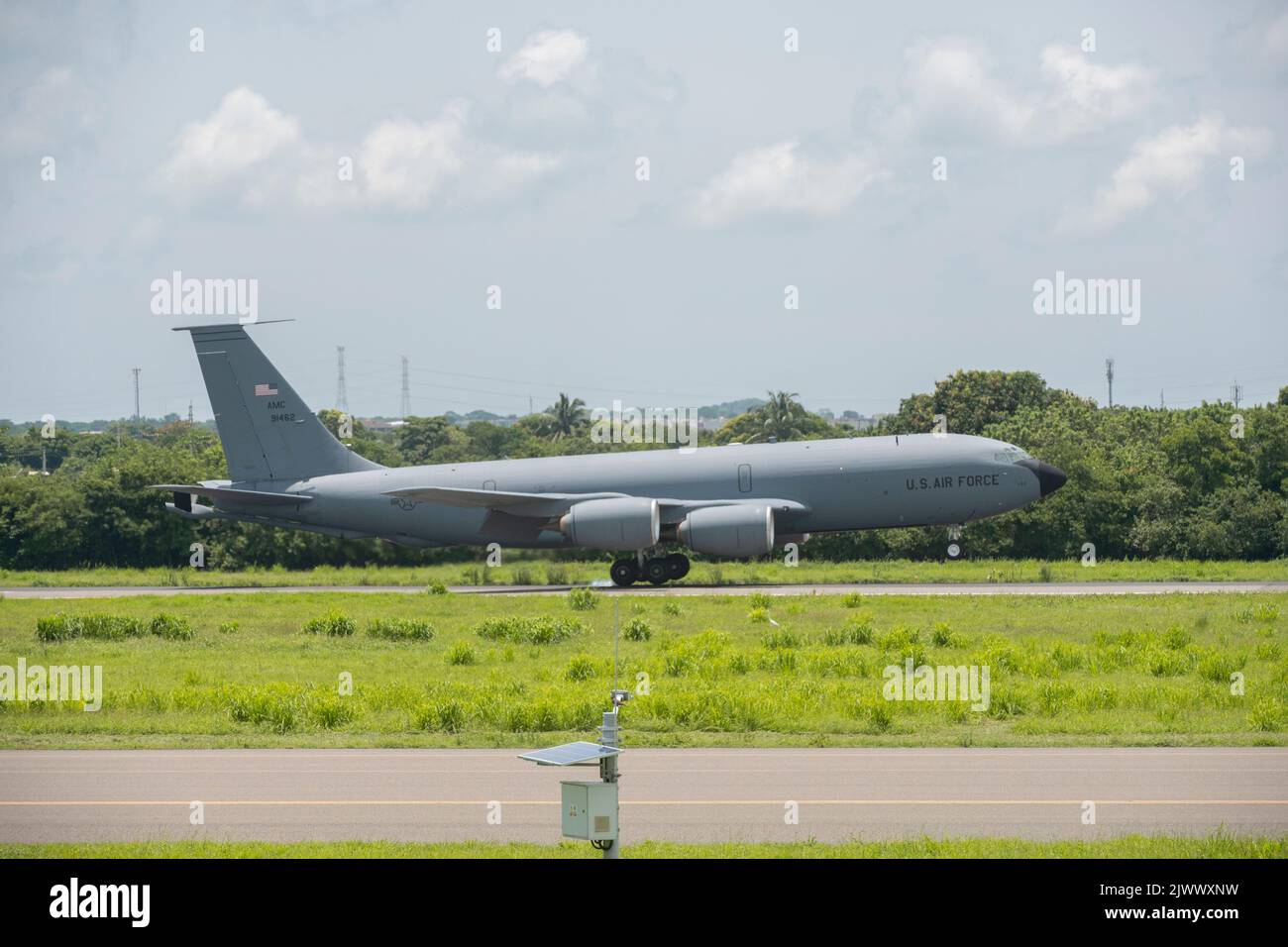 93rd air refueling wing hi-res stock photography and images - Alamy