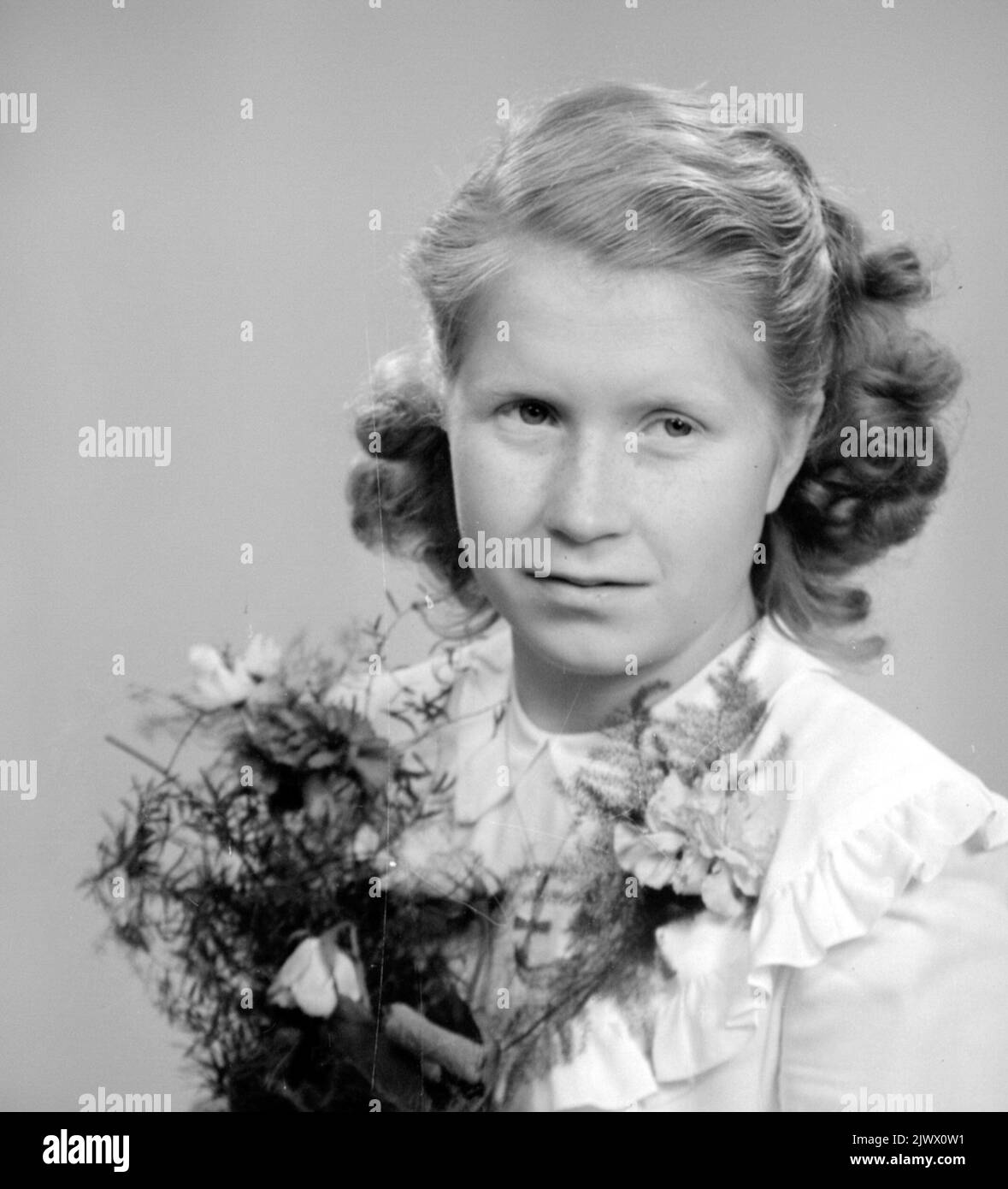 Confirmation Birgit Eriksson (?). Photo in May 1950. Konfirmanden ...