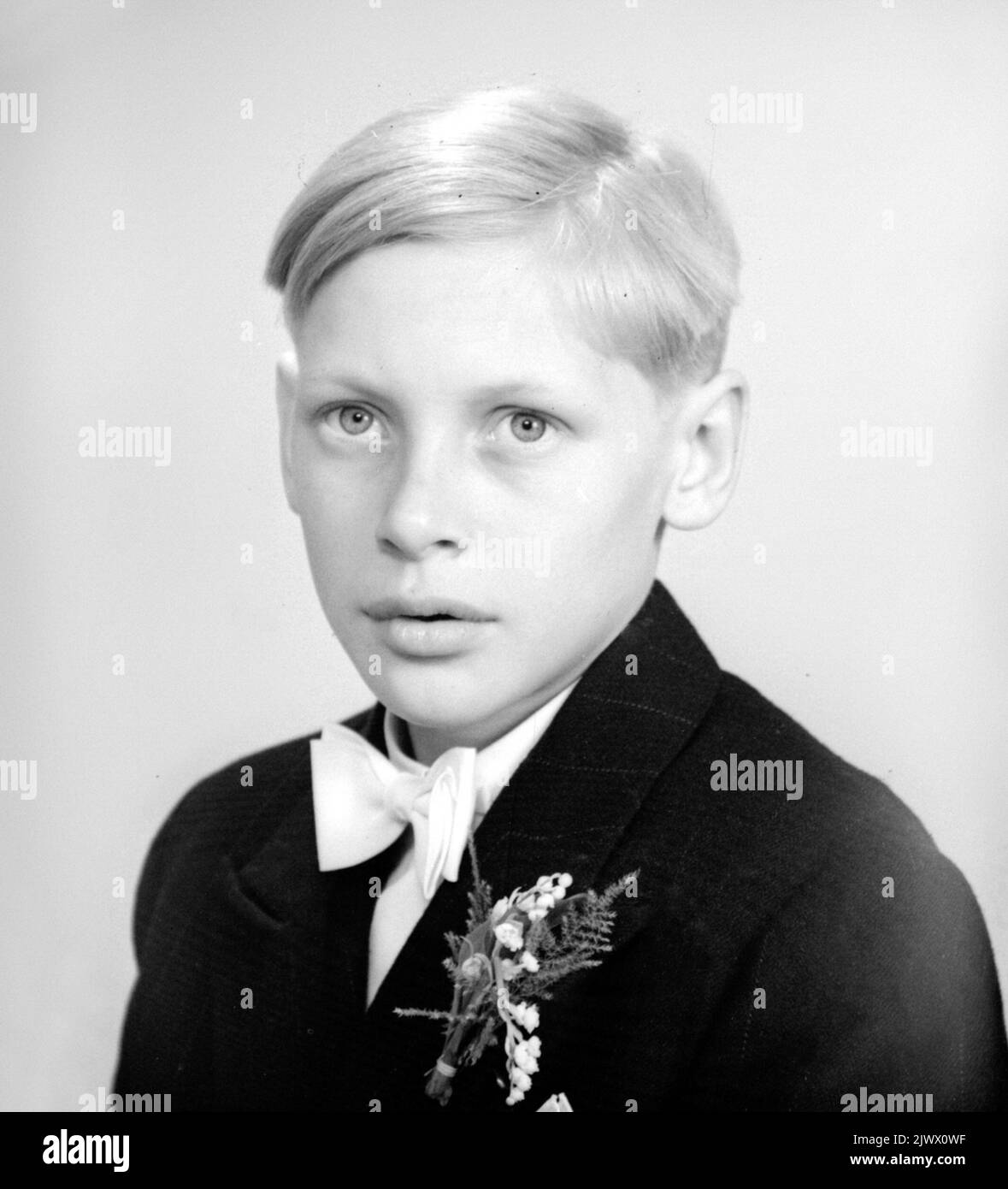 Confirmation Arne Hedling. Photo 1947. Konfirmanden Arne Hedling. Foto ...