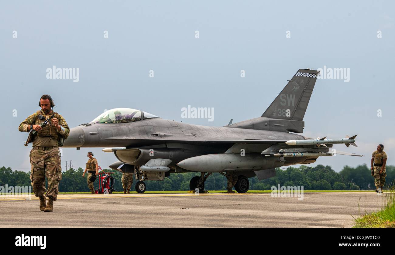 U.S. Air Force Airmen assigned to Shaw Air Force Base and Joint Base ...