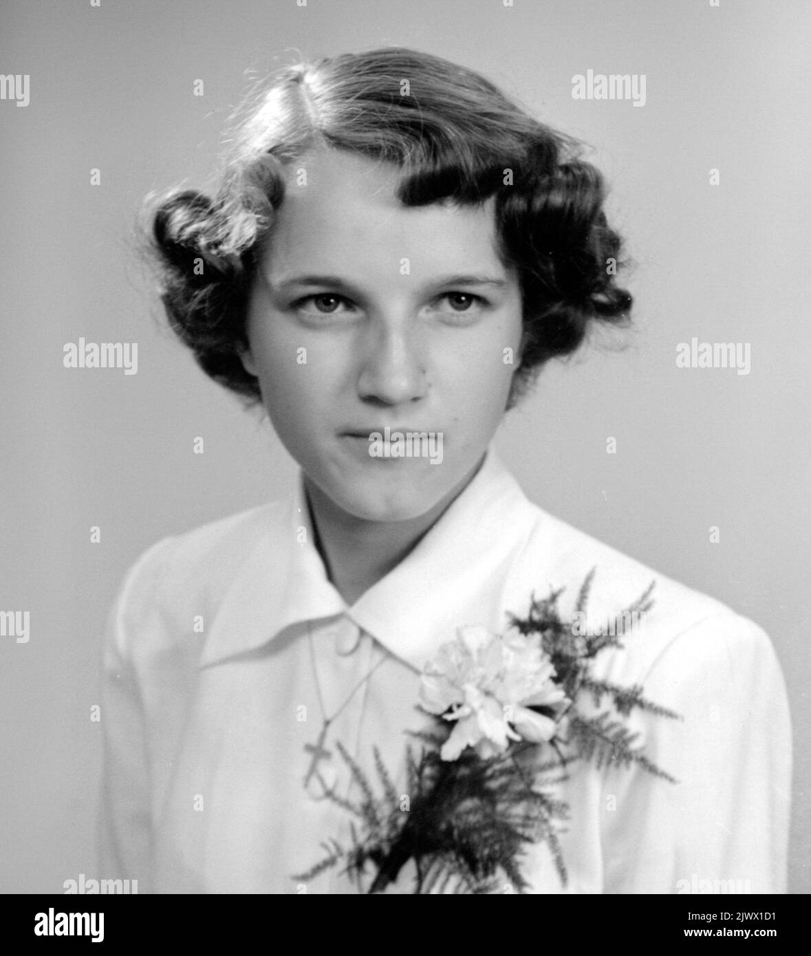 Confirmation Doris Andersson. Photo in May 1950. Konfirmanden Doris ...