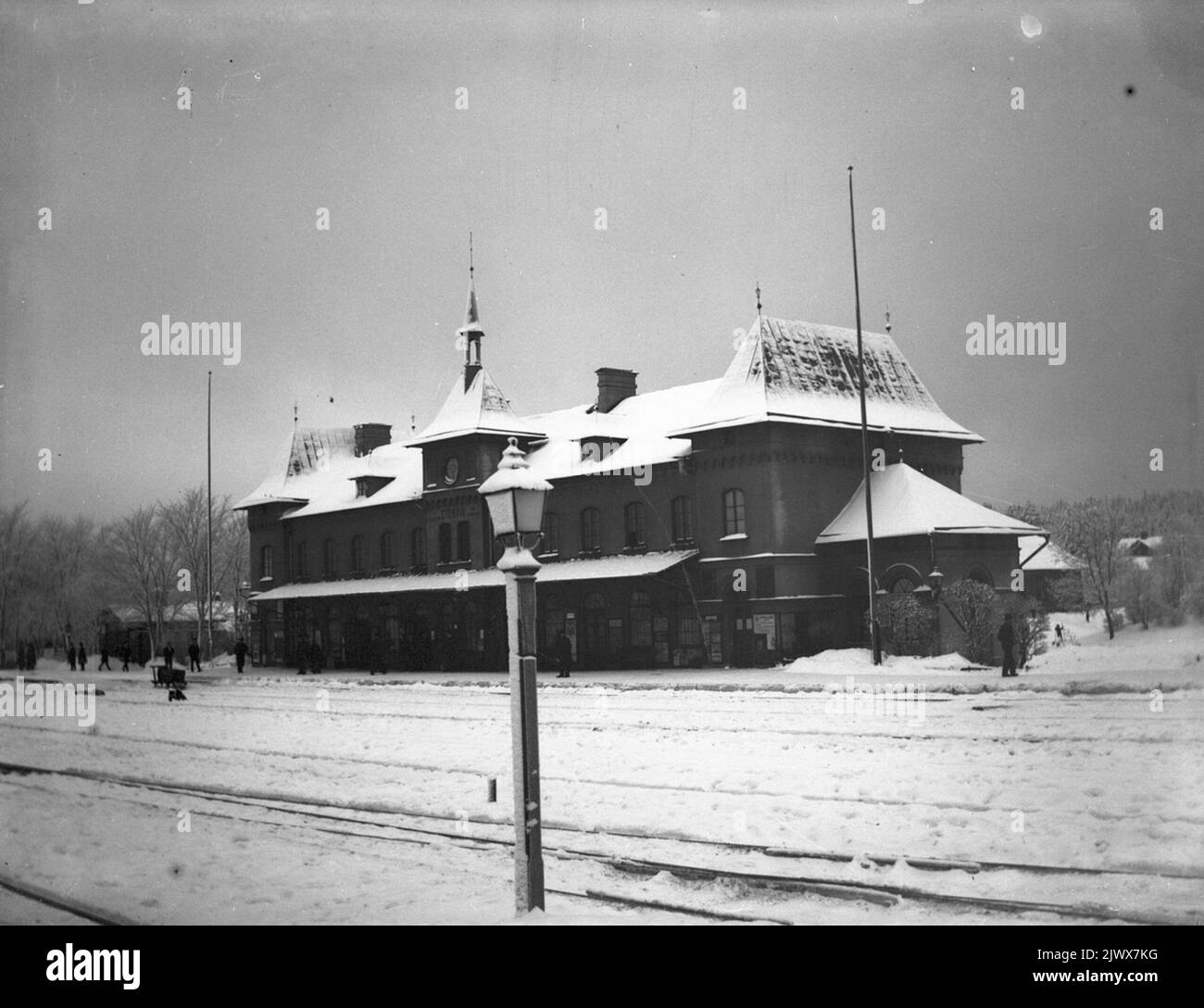 Railway station in Storvik. Järnvägsstation i Storvik Stock Photo - Alamy