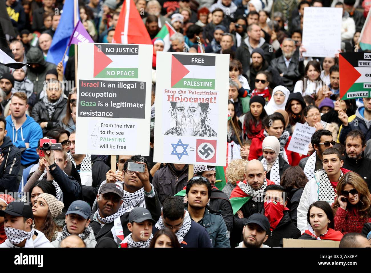 Pro-Palestinian protestors gather to march the CBD streets in Sydney ...