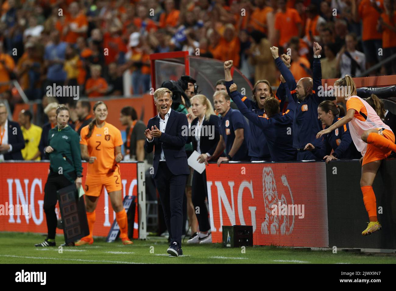 UTRECHT - Coach Andries Jonker of Holland Women (c) during the Women's ...