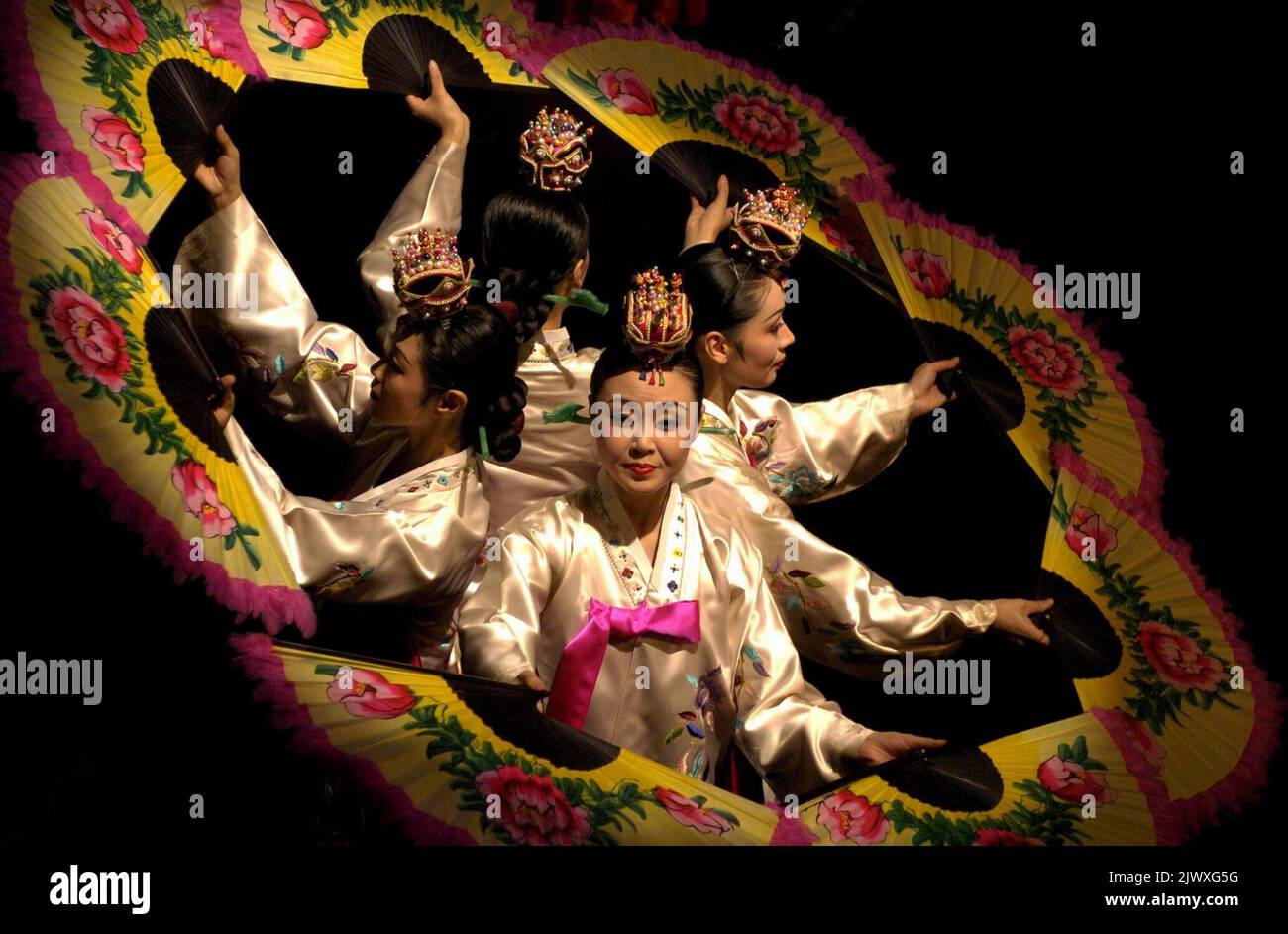 Members of the National Dance Company of Korea perform the Buchaechum ...