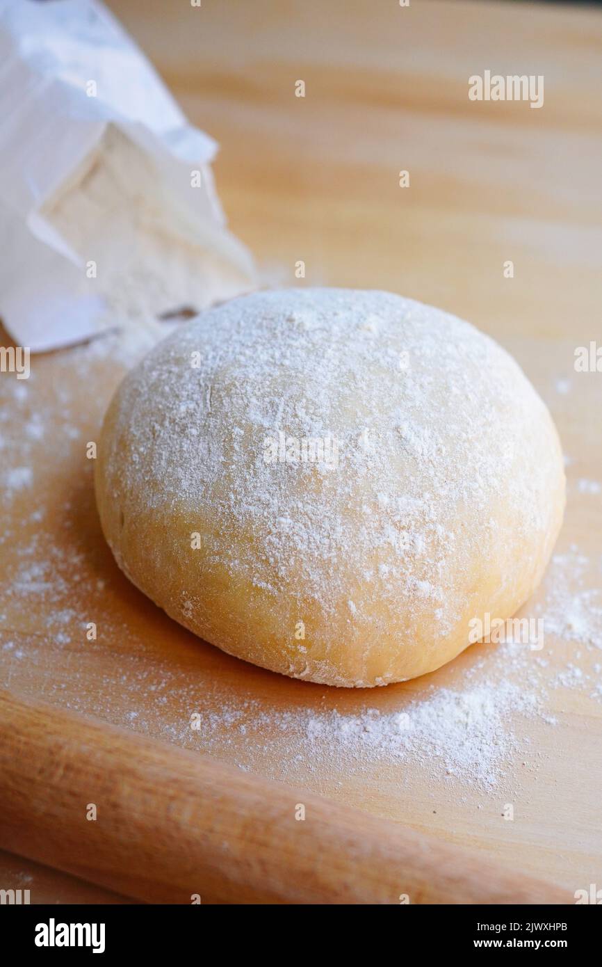 Dough forming hi-res stock photography and images - Alamy