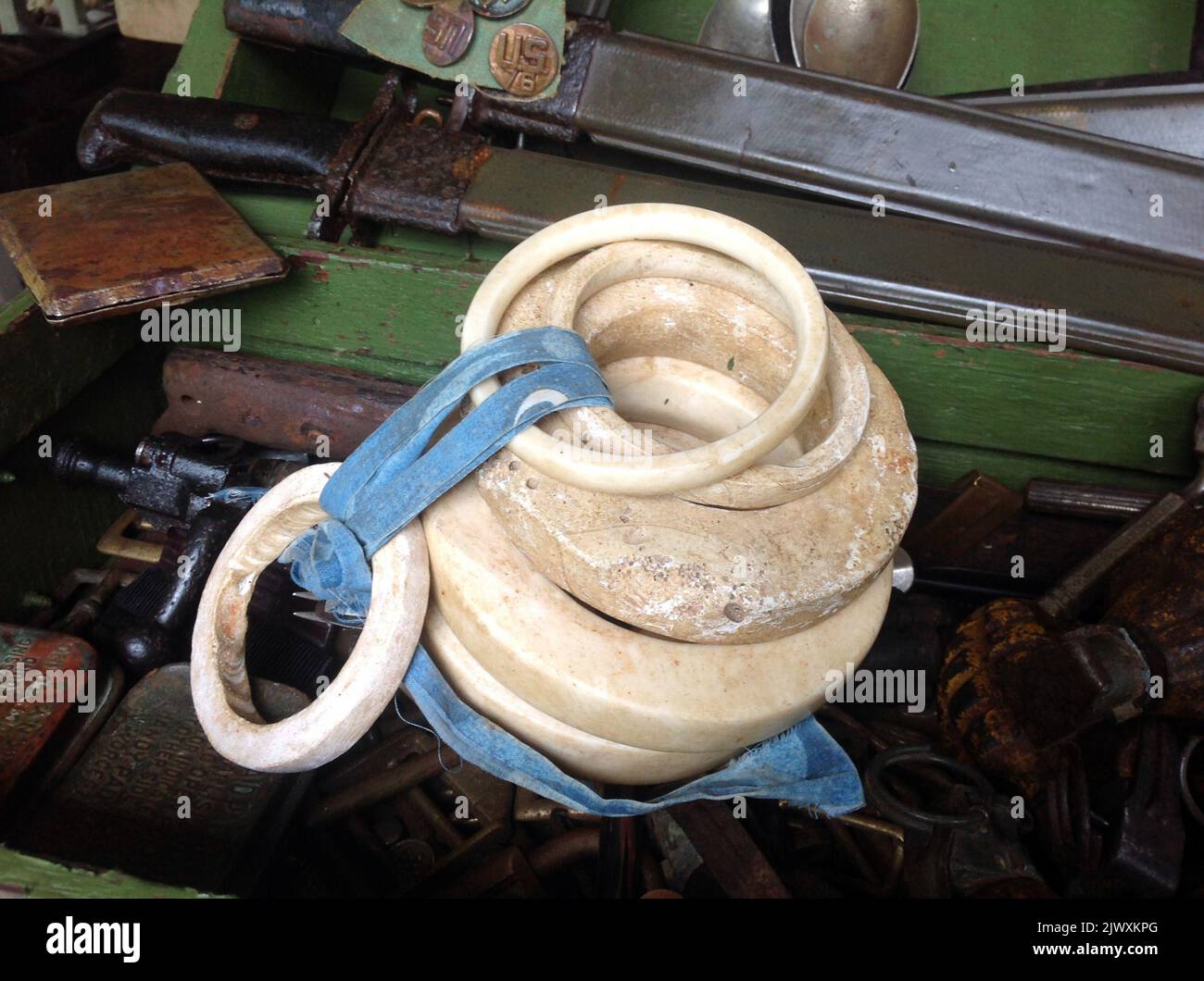 Traditional shell money from the Solomon Islands' ancient headhunting ...