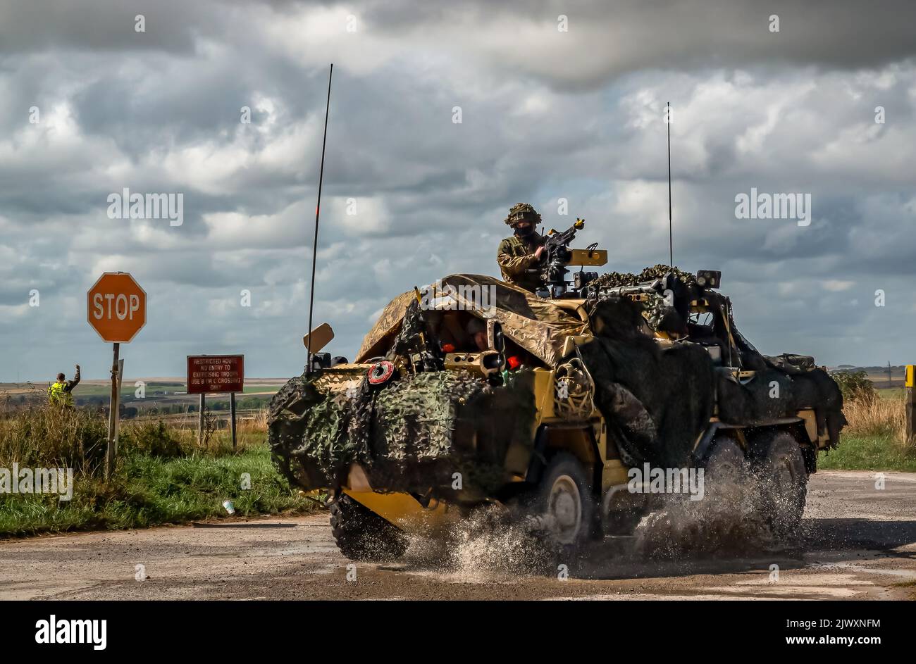 british army Supacat Coyote 6x6 4x4 rapid assault, fire support and ...