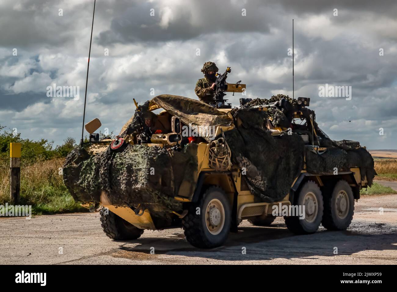 british army Supacat Coyote 6x6 4x4 rapid assault, fire support and ...
